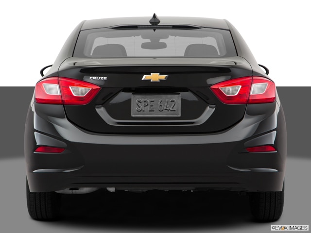 Chevrolet Cruze 2022 Rear