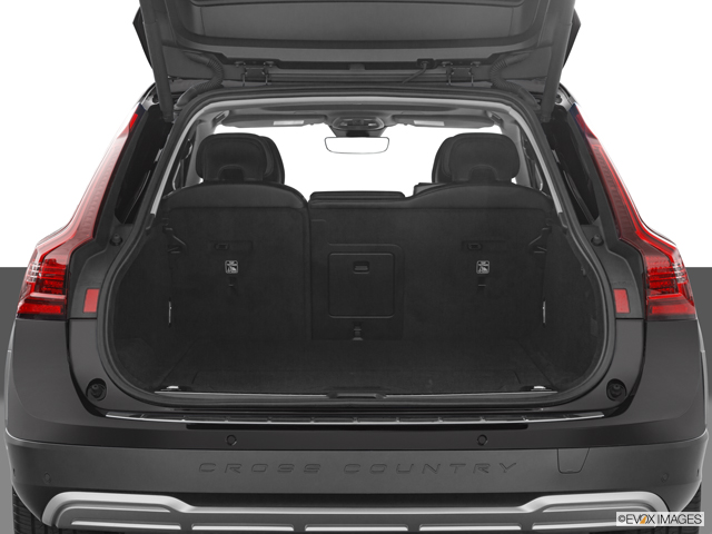 2023 Volvo V90 Price, Reviews, Pictures & More | Kelley Blue Book