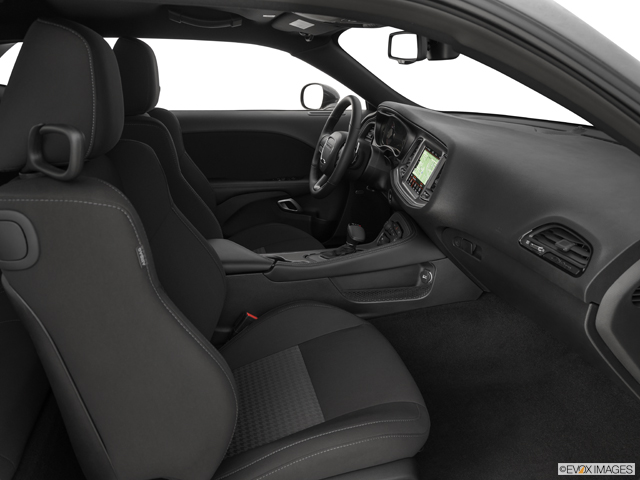 Interior Del Challenger Rt 2023