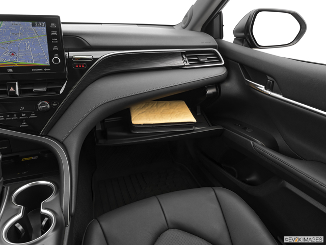 Camry 2024 Le Interior