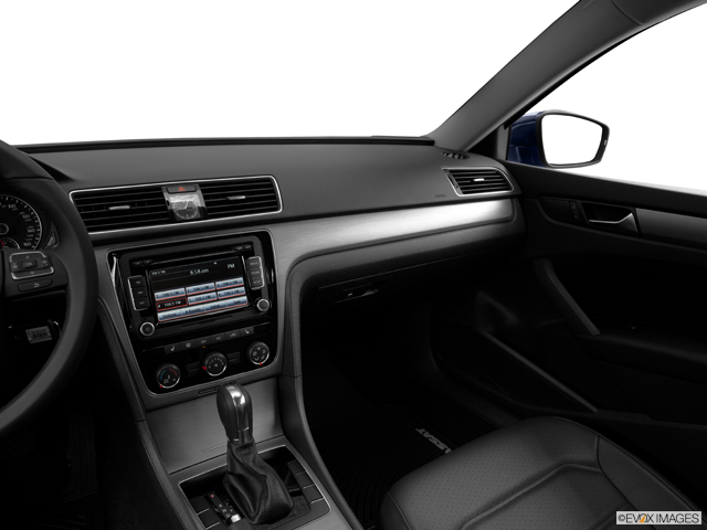Volkswagen Passat 2014 Interior Buy VOLKSWAGEN PASSAT 2014 Year,