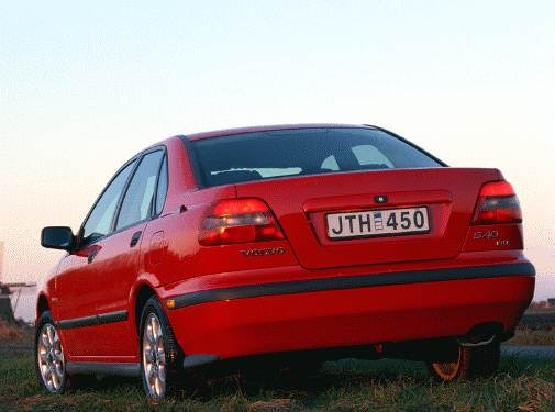 Volvo 2000 S40 2000 Volvo S40 And V40: The Official Cars Of My