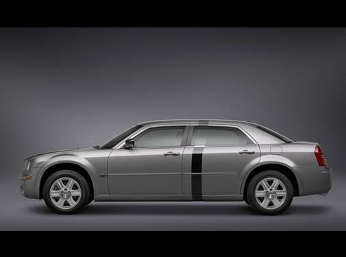 Used 2007 Chrysler 300 Sedan 4D Prices | Kelley Blue Book