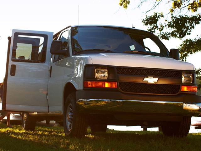 Used 2014 Chevy Express 3500 Passenger LT Diesel Van 3D Prices | Kelley ...