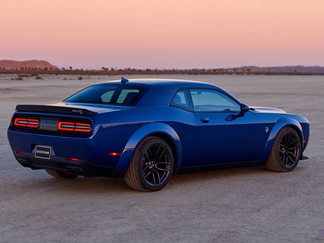 Dodge Challenger Hellcat Blue